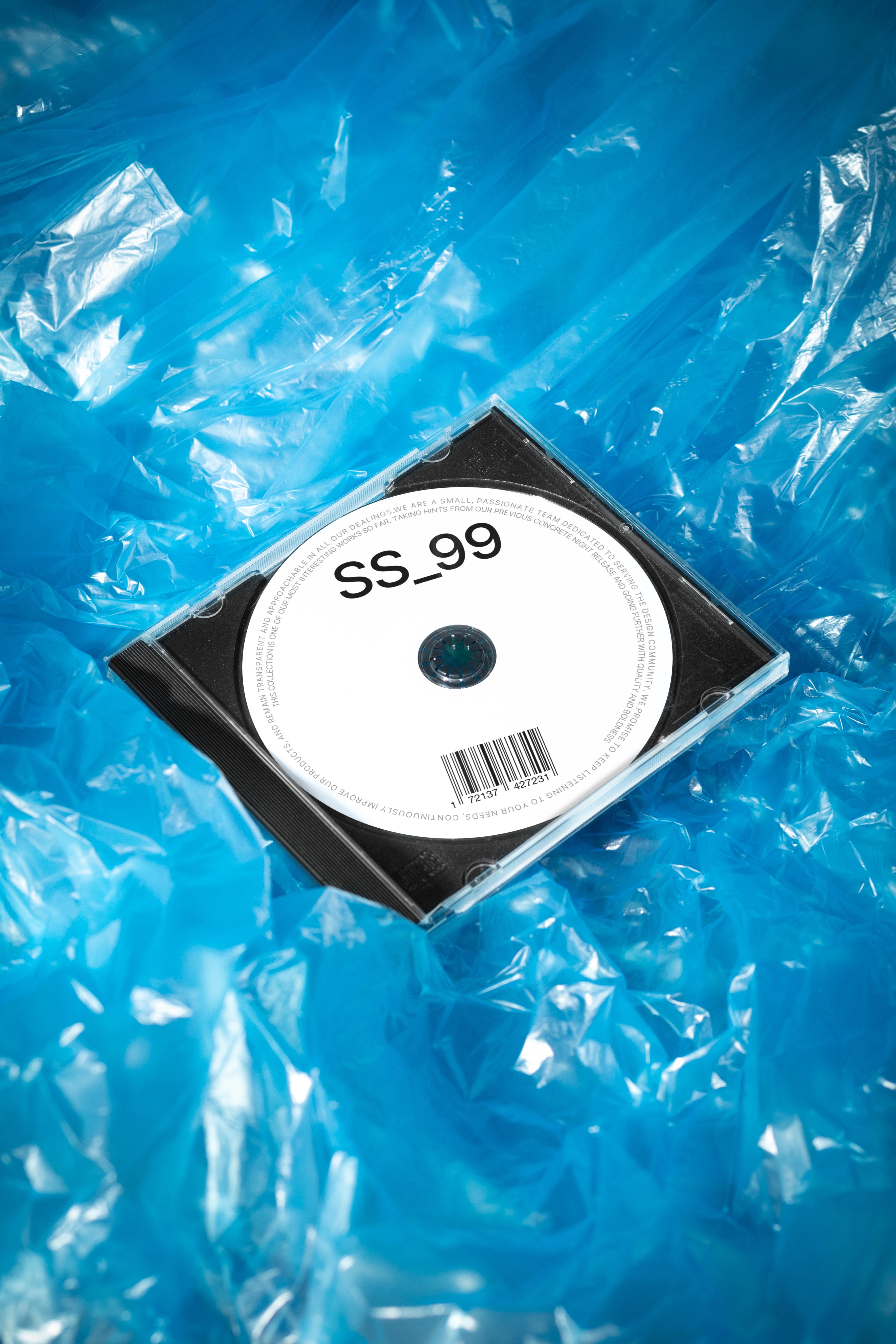 CD Mockup SS_99 – Mockup Republic